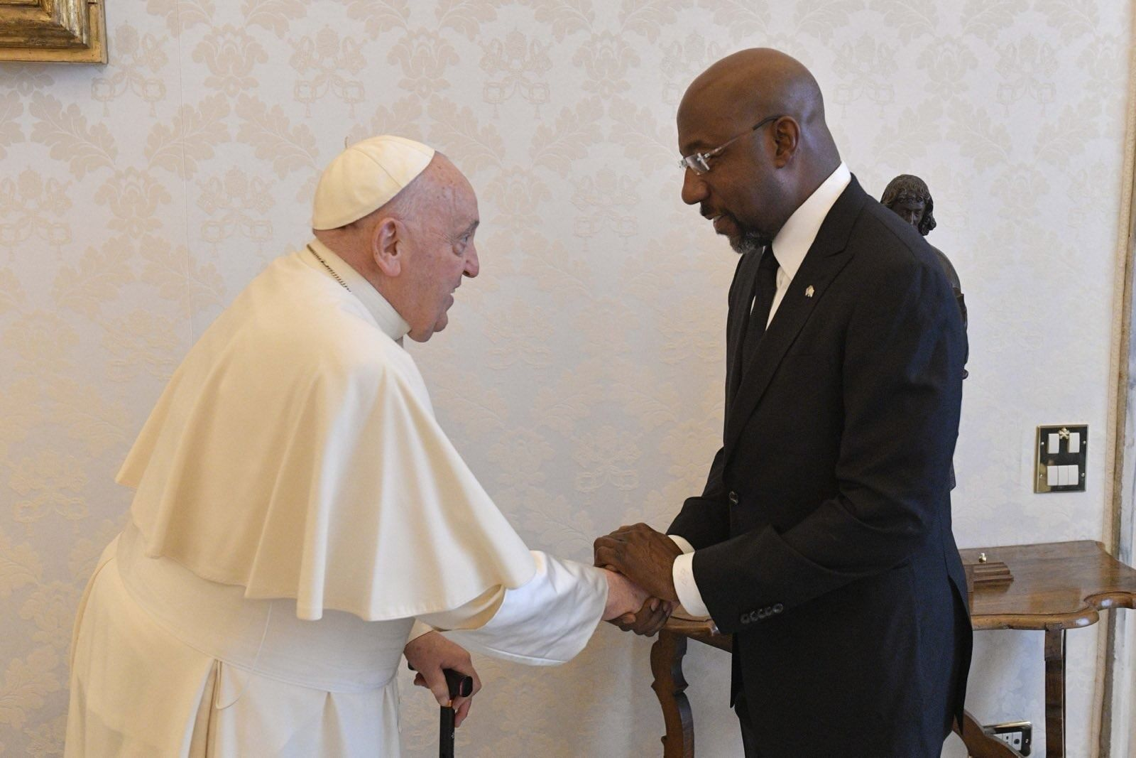 PHOTOS: Senator Reverend Warnock Meets with Pope Francis in Vatican ...