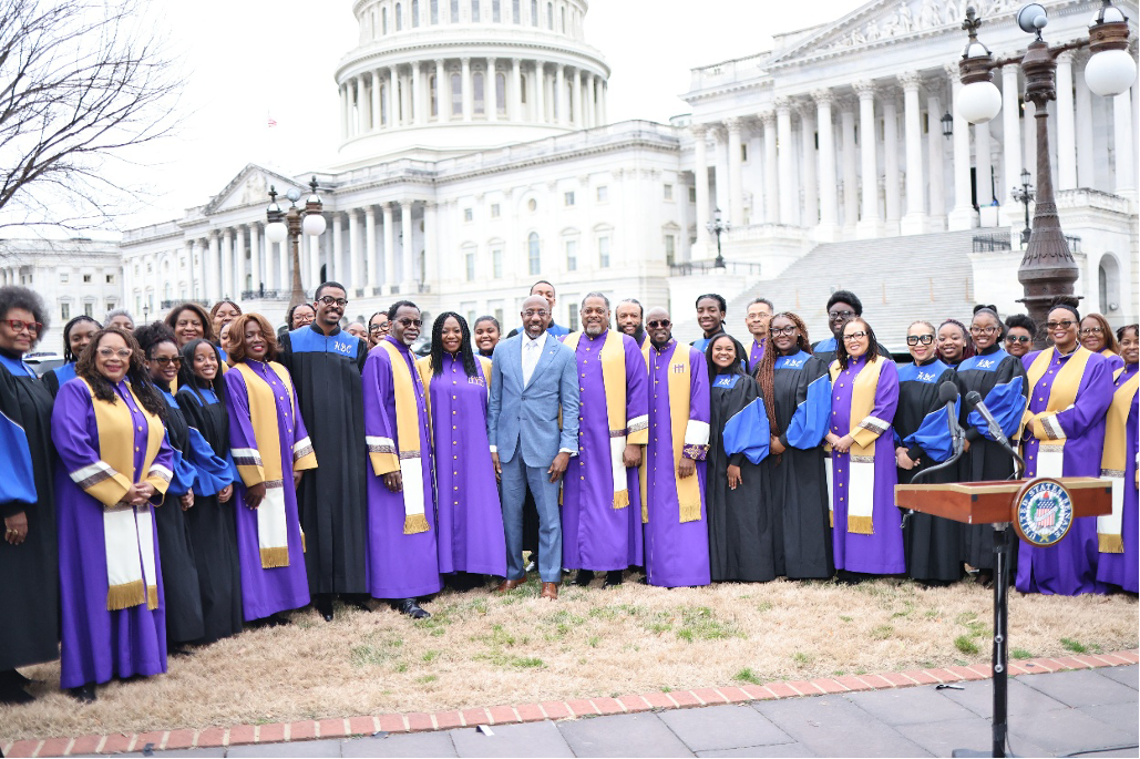 ICYMI: Warnock Memorializes Gospel Music Legend Richard Smallwood with ...